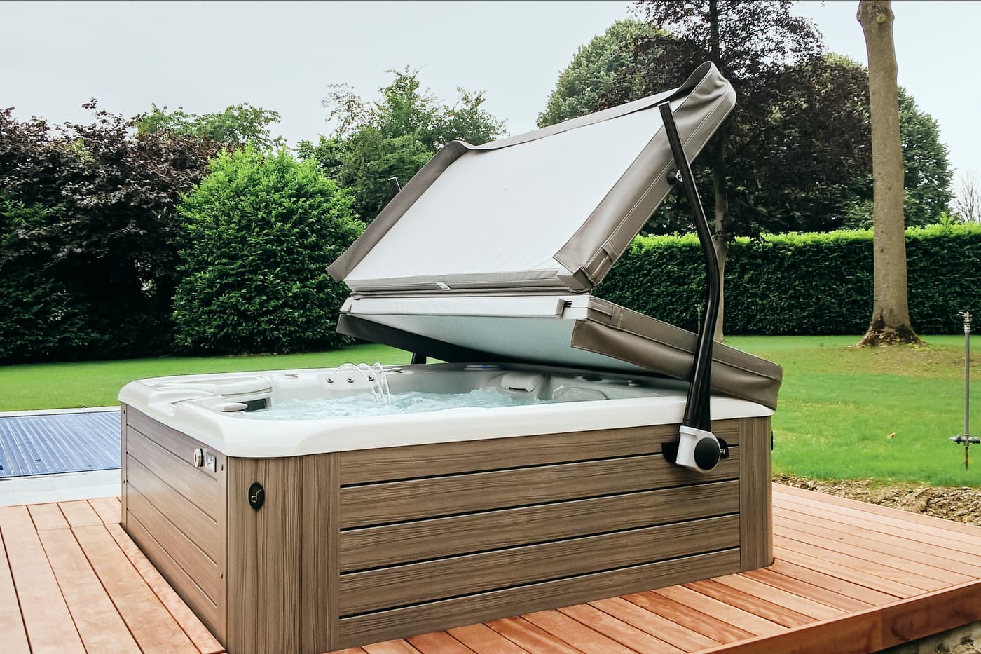 Regards d'eau : Jacuzzis à Tournai